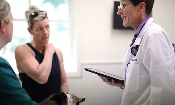 Veterinary Breakroom: The Veterinary Dress Code | Clinician's Brief